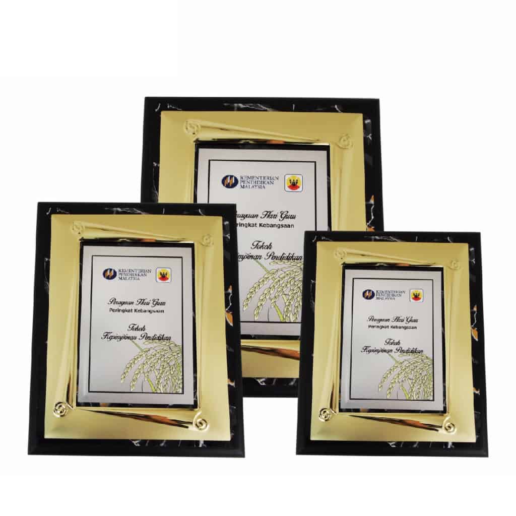 High Quality Wooden Plaques at Clazz Trophy Malaysia