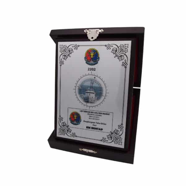 High Quality Wooden Plaques at Clazz Trophy Malaysia